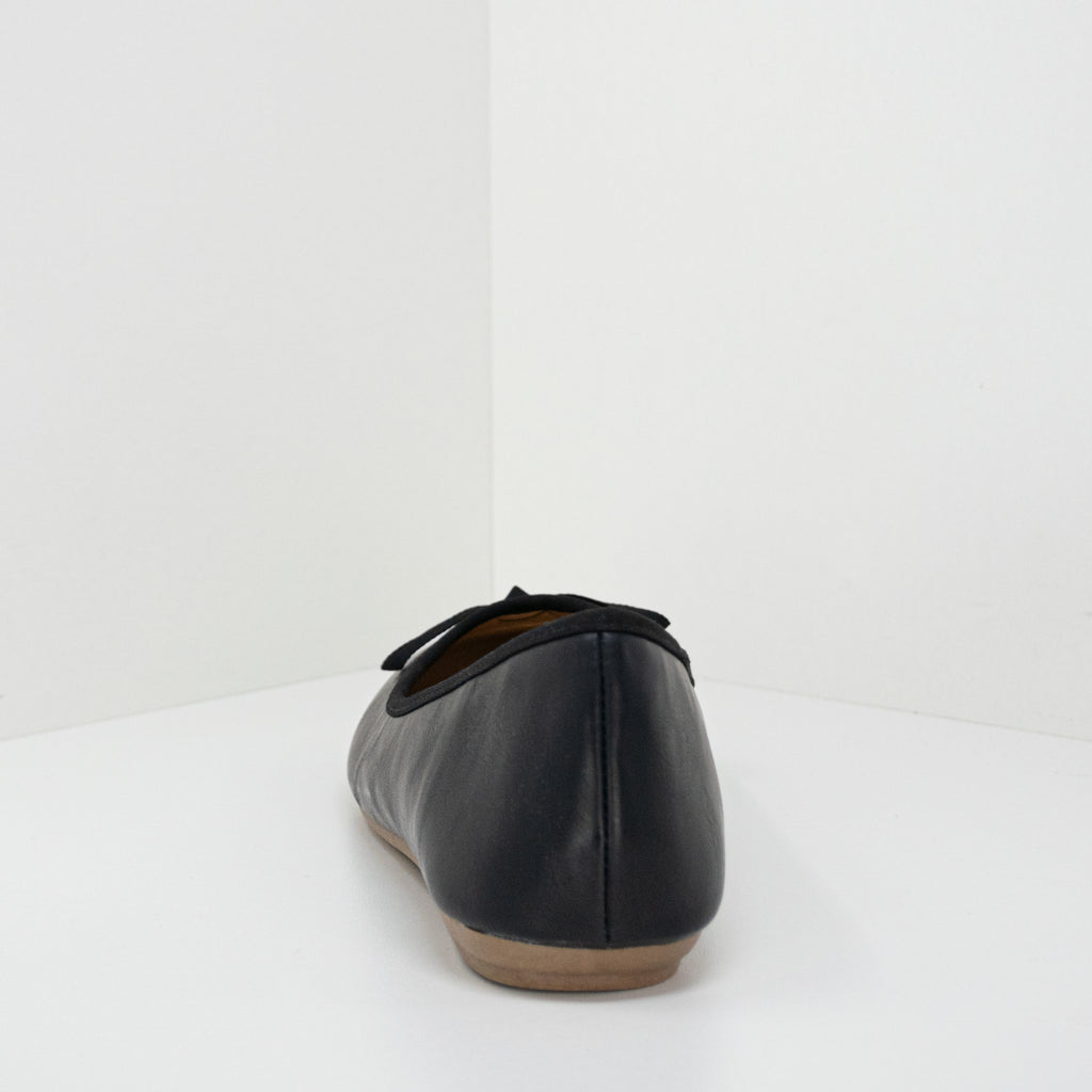 Lina PU in schwarz brushed - Damen Ballerina – XL Fitters